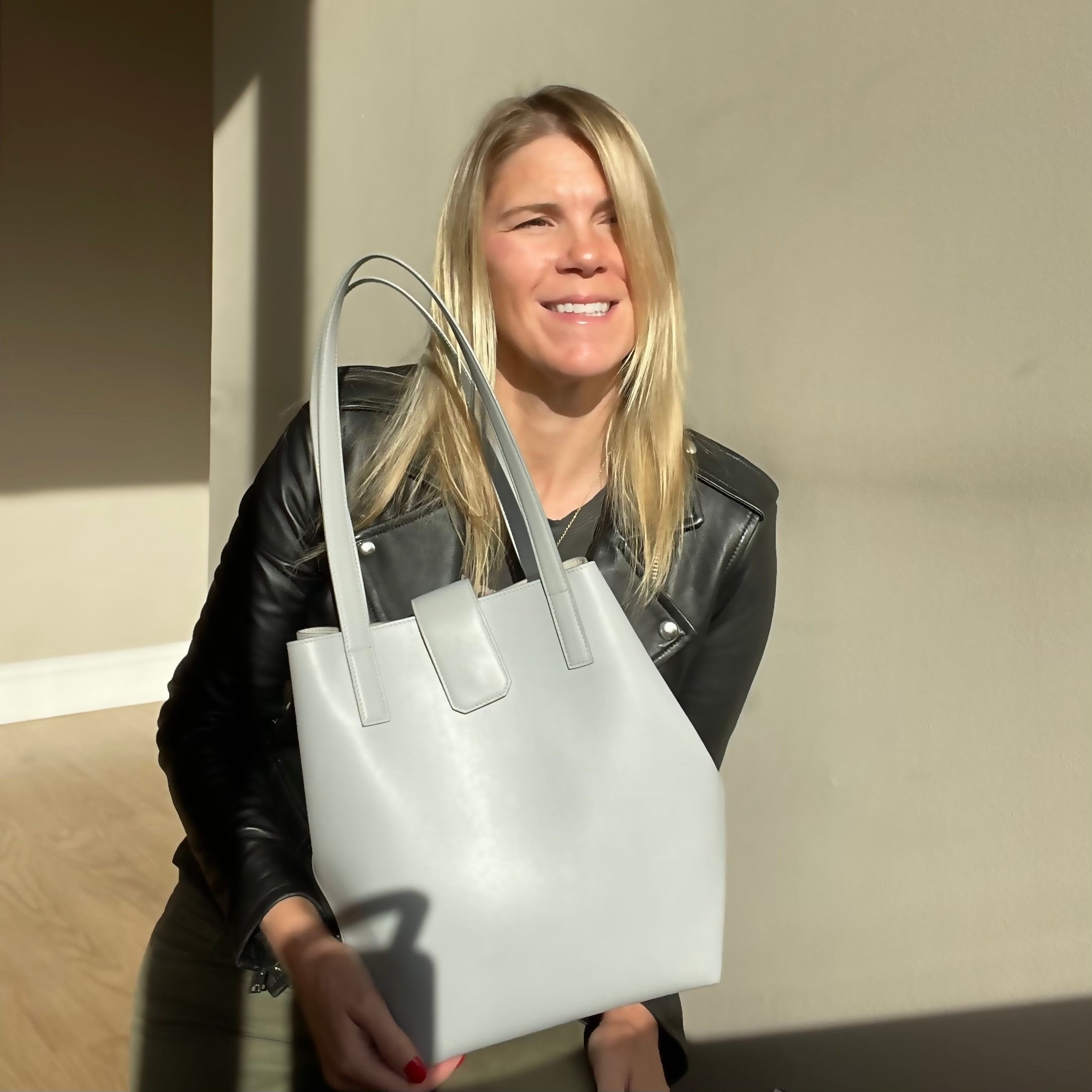 Chandra Keyser La Borsa Grey Tote Bucket Bag – CHANDRA KEYSER